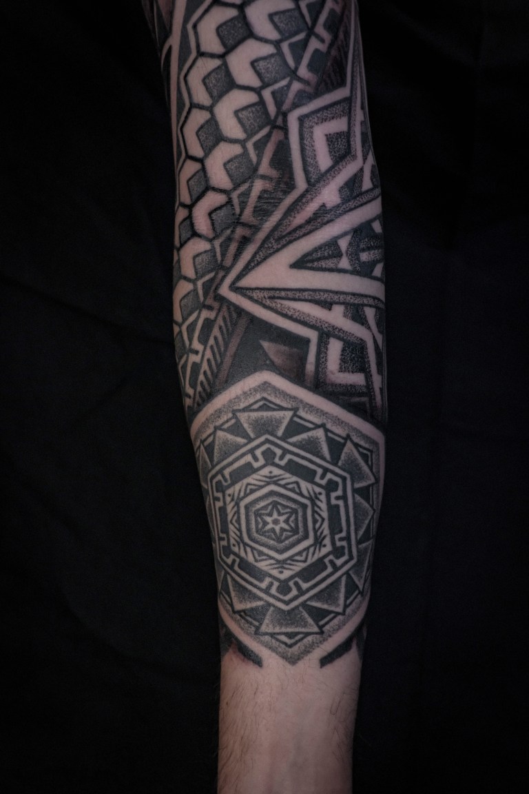 dot work tattoo « Hoopers Electric